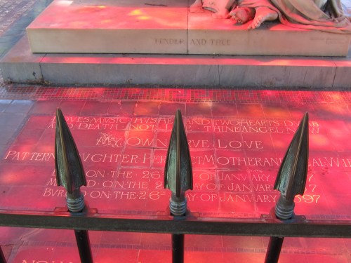 Love and death: The Springthorpe Memorial at Boroondara (Kew) Cemetery ...